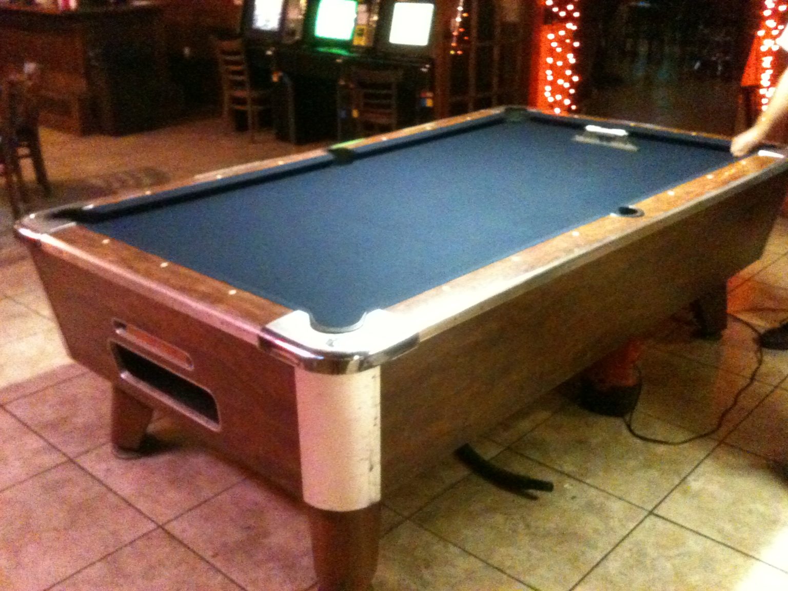 Bar Pool Tables in Atlanta | Commercial Pool Tables